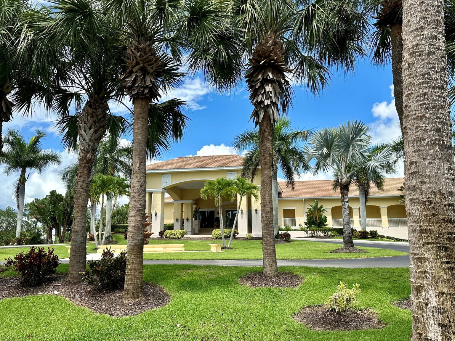 Spanish Wells Country Club - Naples Golf Homes | Naples Golf Guy