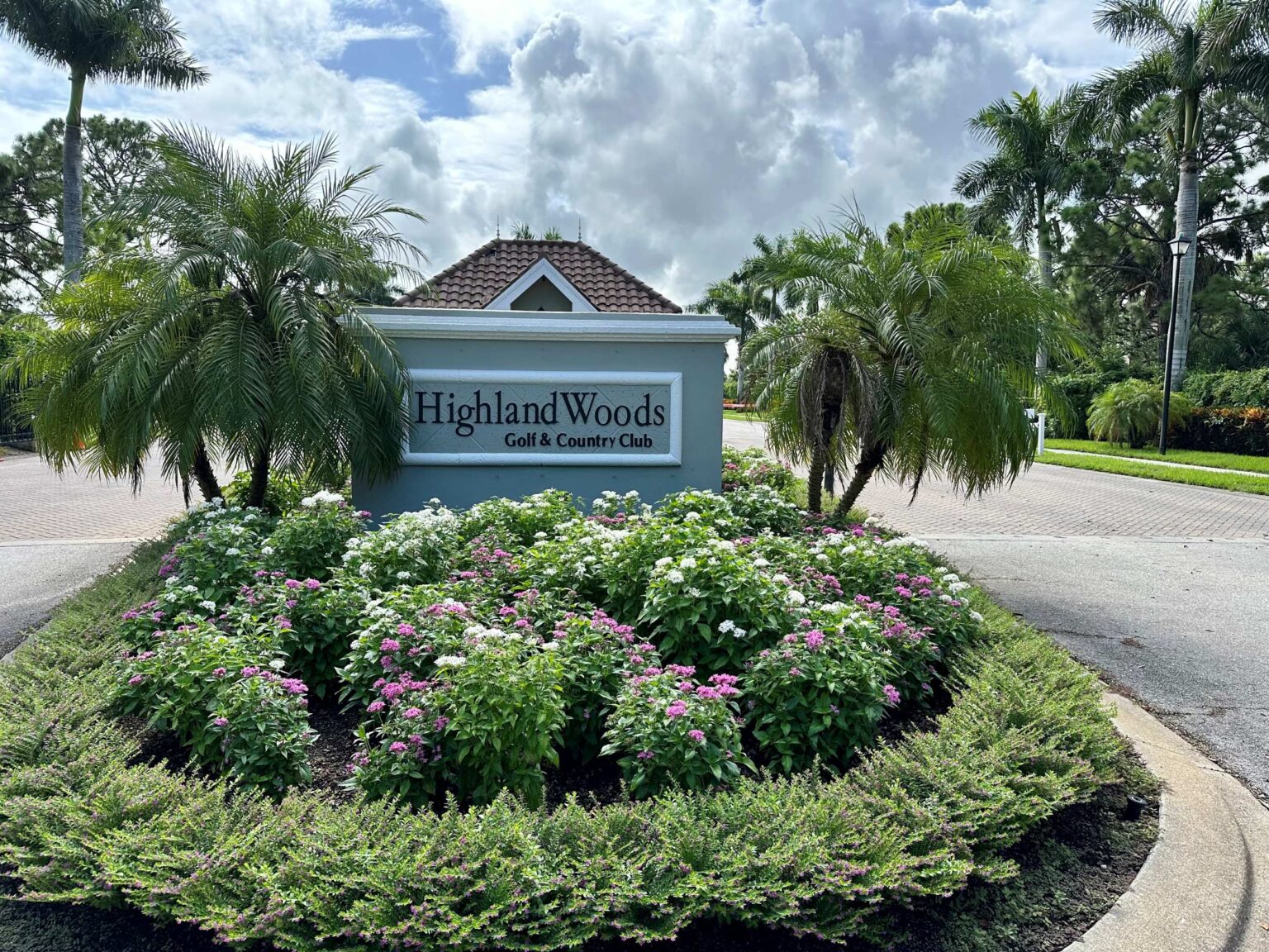 Highland Woods - Naples Golf Guy