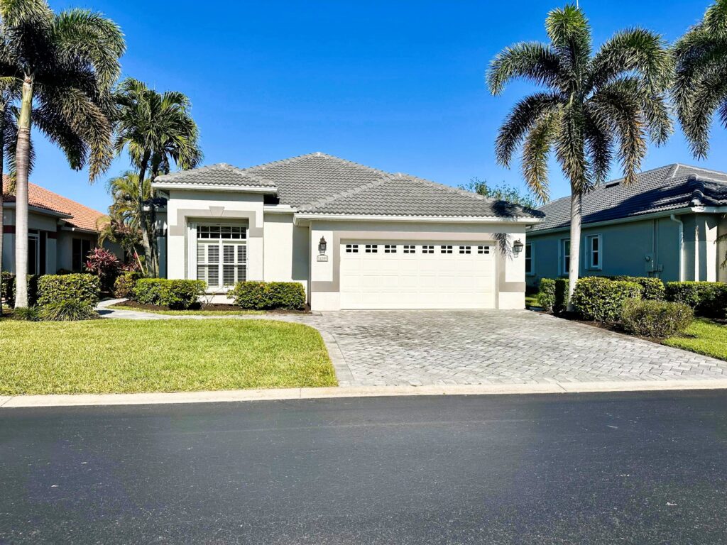 Legends Golf and Country Club - Naples Golf Homes | Naples Golf Guy